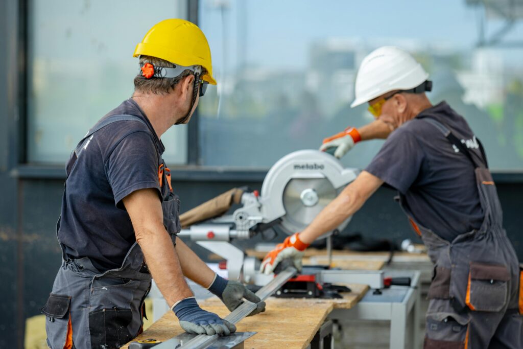 2024 Case Worker Guide: Understanding the Differences Between Social ...